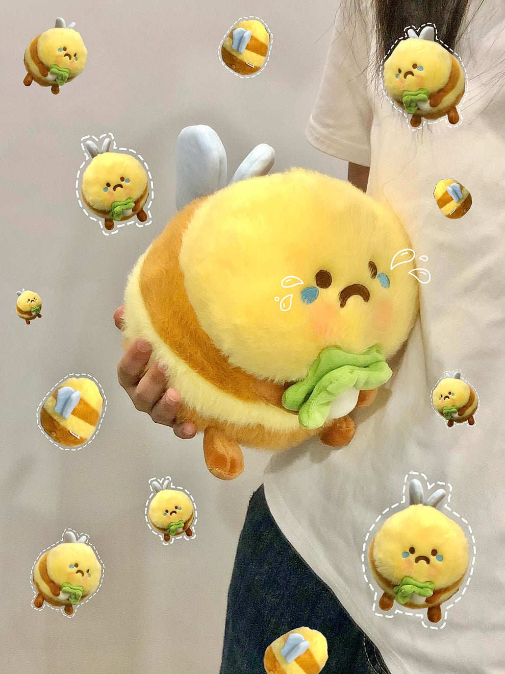 Bumble bee crying 🐝😭 – NOTEMAN LOVELY STORE Co.,Ltd.